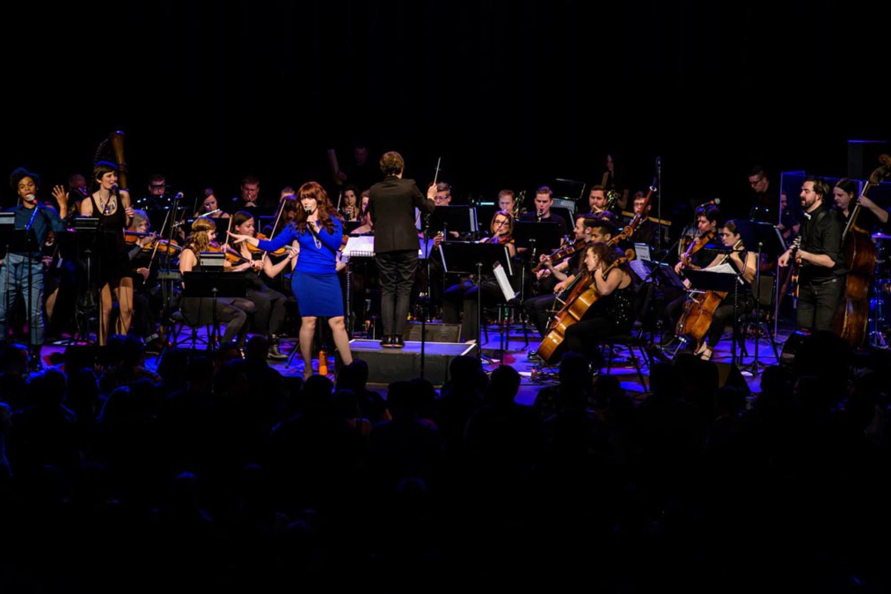 Annie J | Singer, Performer, Artist | Seattle